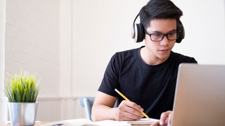 Free Paraphrasing Tools for Academic Writing - Nerdynaut